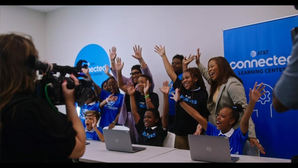 Atandt Opens Two Connected Learning Centers In Augusta Tweaks For Geeks