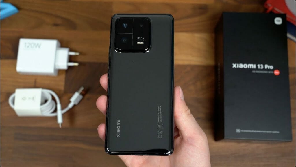 Xiaomi 13 Pro Unboxing! - Tweaks For Geeks